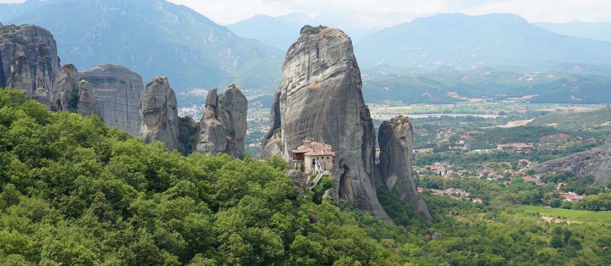 Les météores en Grèce : que voir ? Comment visiter ce site incroyable ...